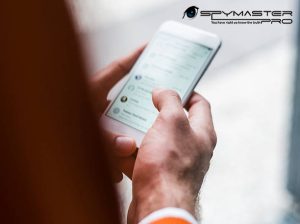 Messages d'espionnage WhatsApp sans installation sur le téléphone cible